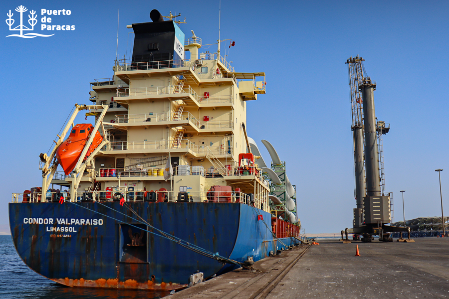 PUERTO DE PARACAS DESCARGA 20 HÉLICES, PERTENECIENTES AL PROYECTO DE ...